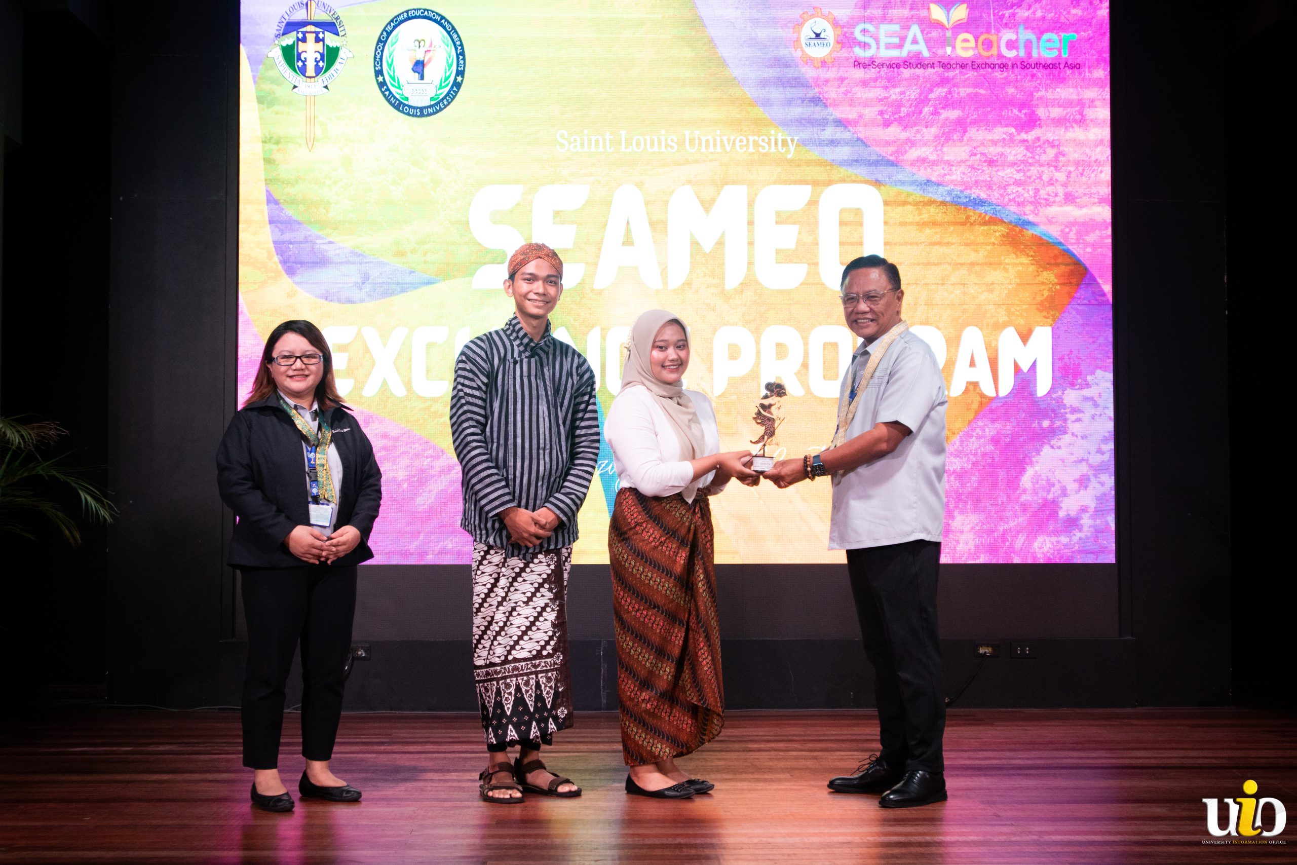 Cultures Meet in SLU for the SEAMEO Exchange Program - Saint Louis ...