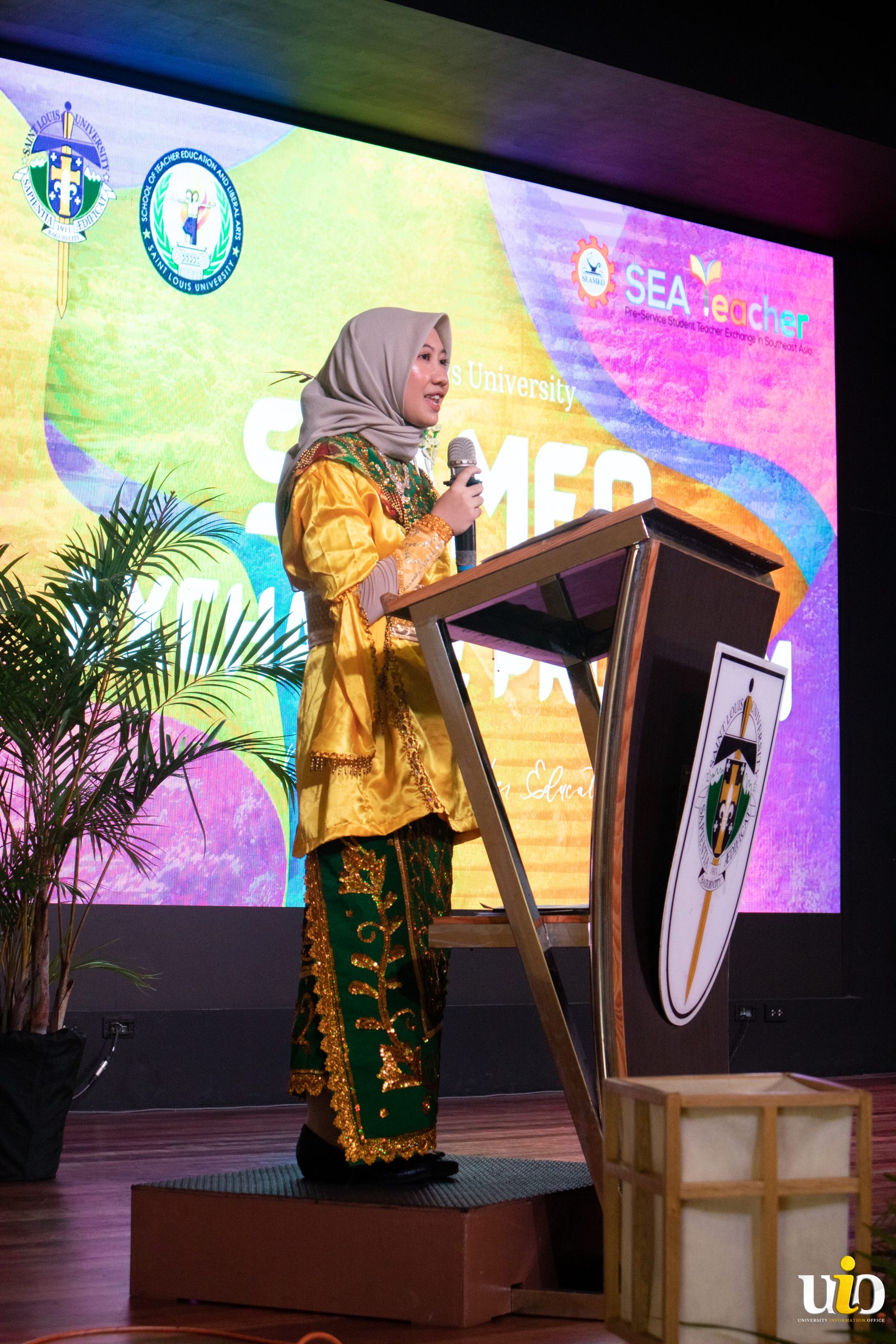 Cultures Meet in SLU for the SEAMEO Exchange Program - Saint Louis ...